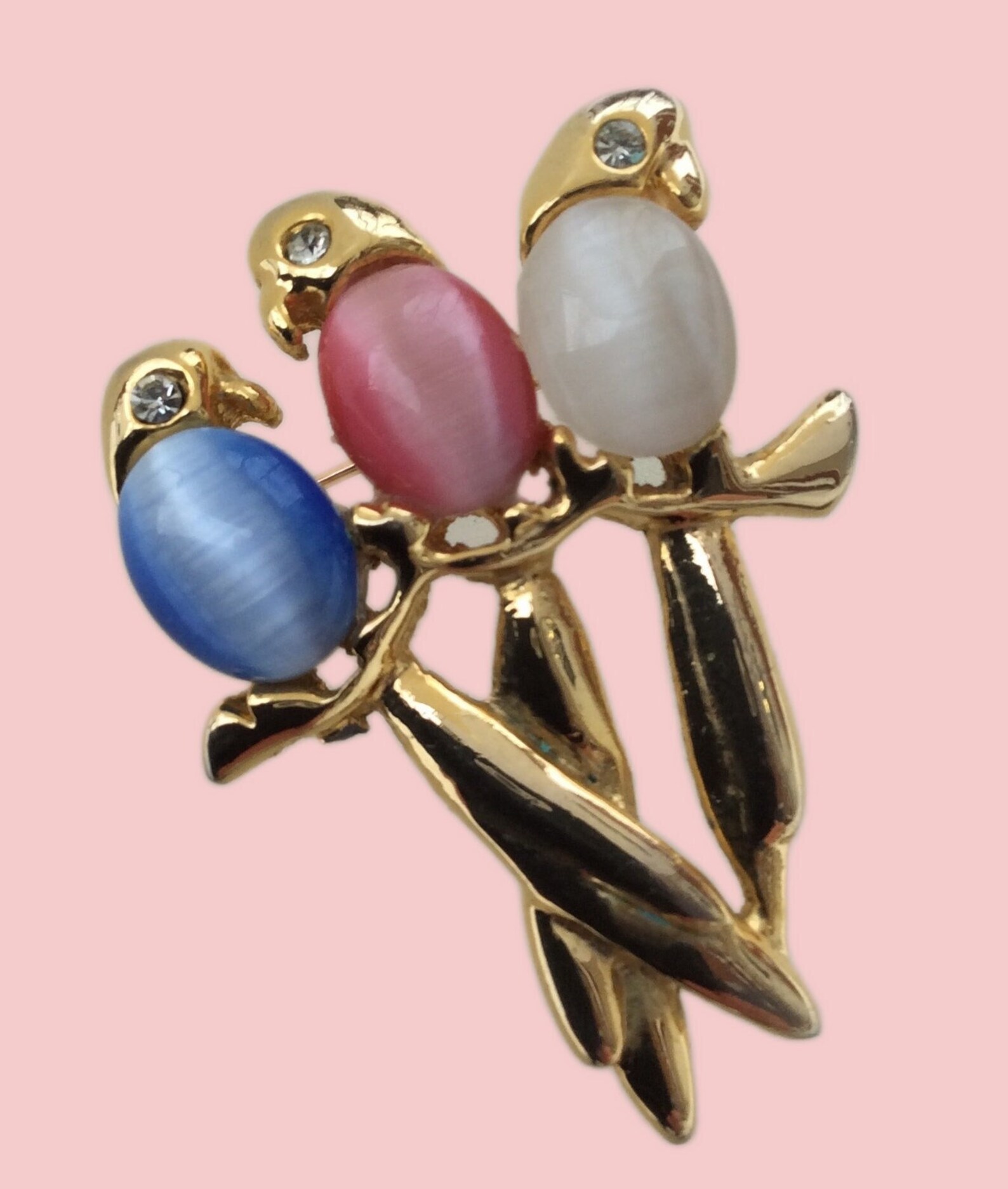 Vintage Exotic Birds Brooch Jewelry Tropical Parrots Cabochon Pin Jelly ...
