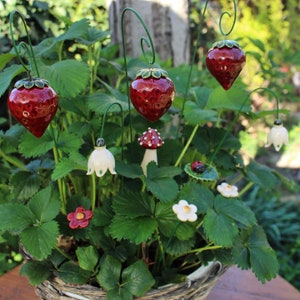 Strawberry, Handmade Ceramic Flower, Ceramic Strawberry - Etsy