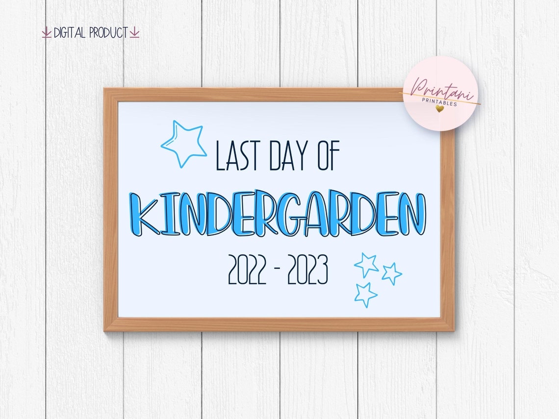 PRINTABLE First Day of School Sign, Blue Boy First Day of School Sign ...