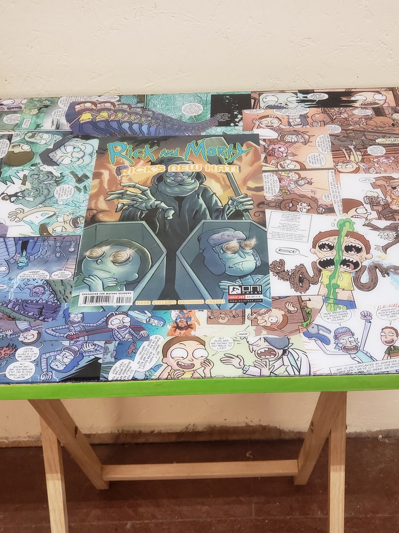 Custom Epoxy Comic Tables - Etsy