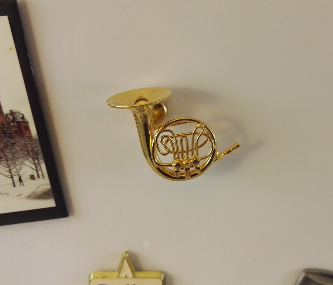 Miniature French Horn, Perfect Music Gift (1/12), Magnetic for ...