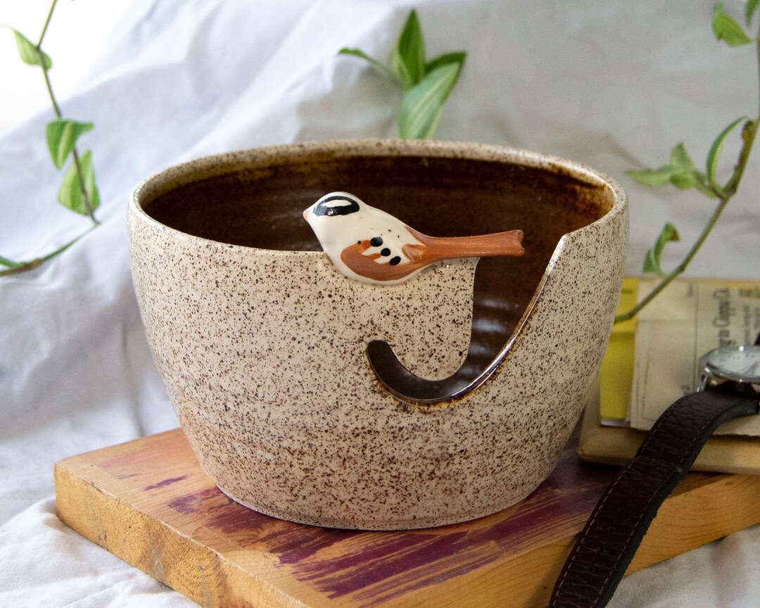 Yarn Bowl, Crowned Sparrow Yarn Bowl, Birdie Yarn Bowl, 6 Inches - Etsy