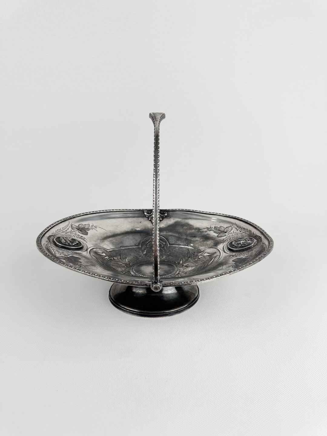 Antique Silver Plate Serving Dish Bowl Platter With Handle, Meriden ...