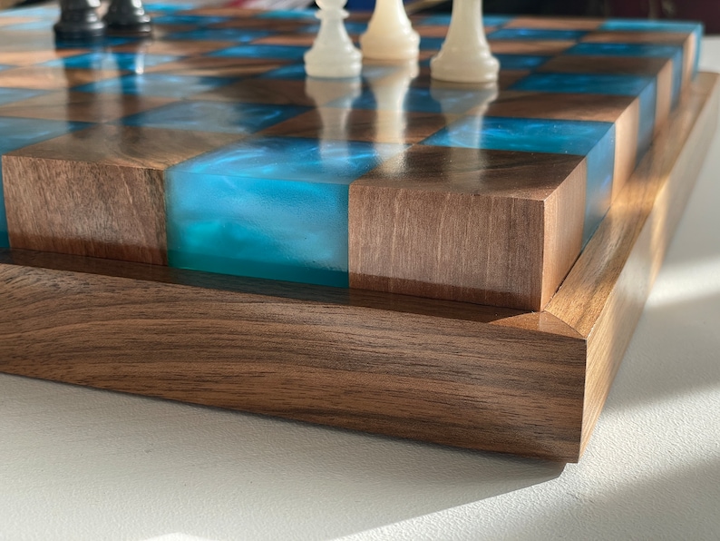 Handmade Large Illuminated Chess Set, Epoxy Resin Chess,unique Chess ...