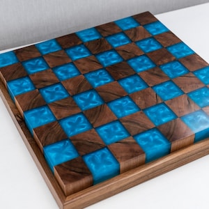 Handmade Large Illuminated Chess Set, Epoxy Resin Chess,unique Chess ...