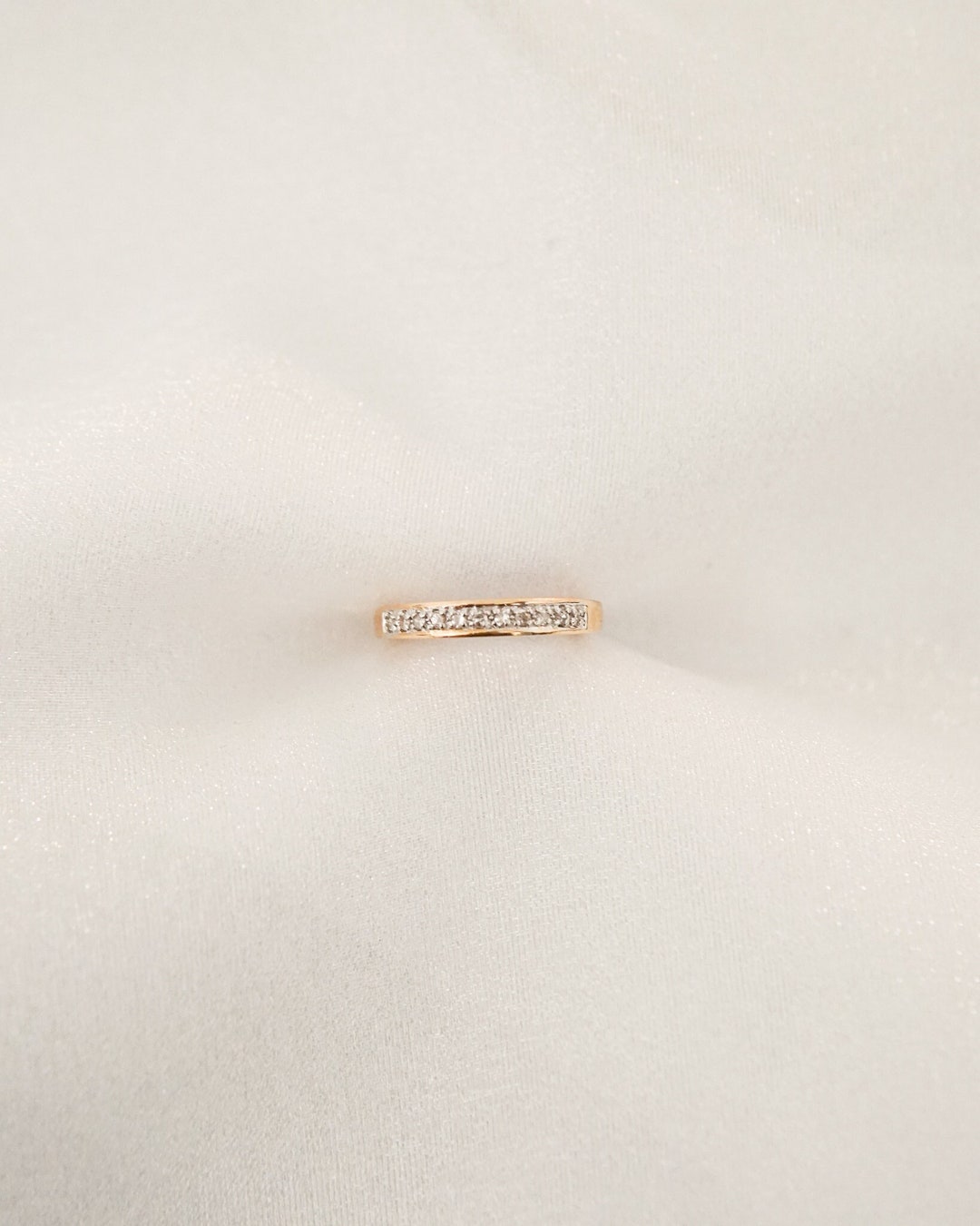 Estate Diamond Flush Band - Etsy