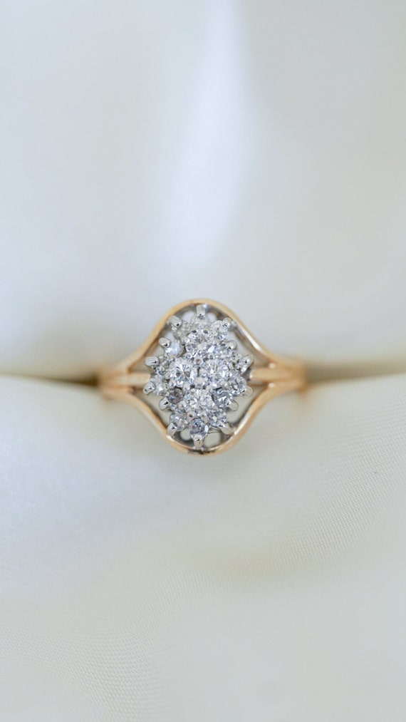 Vintage cocktail ring cluster - Gem
