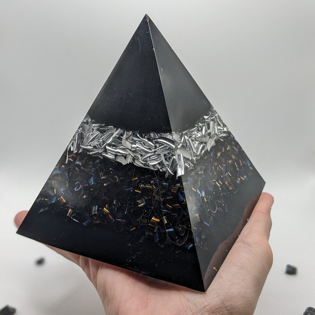 Authentic Shungite Pyramid for Meditation - Chakra Balance Crystal Gift for Spiritual Growth ...