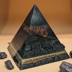 Large Orgone Pyramid Gift for Meditation Pyramid Positive Energy Gift ...