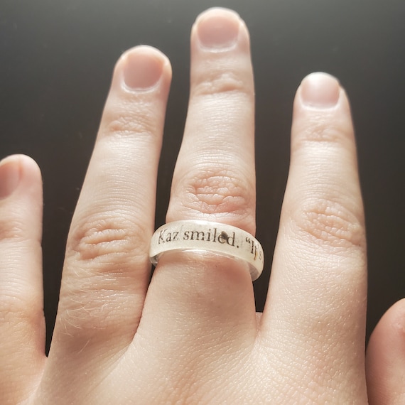 Six of Crows Book Page Ring - Etsy