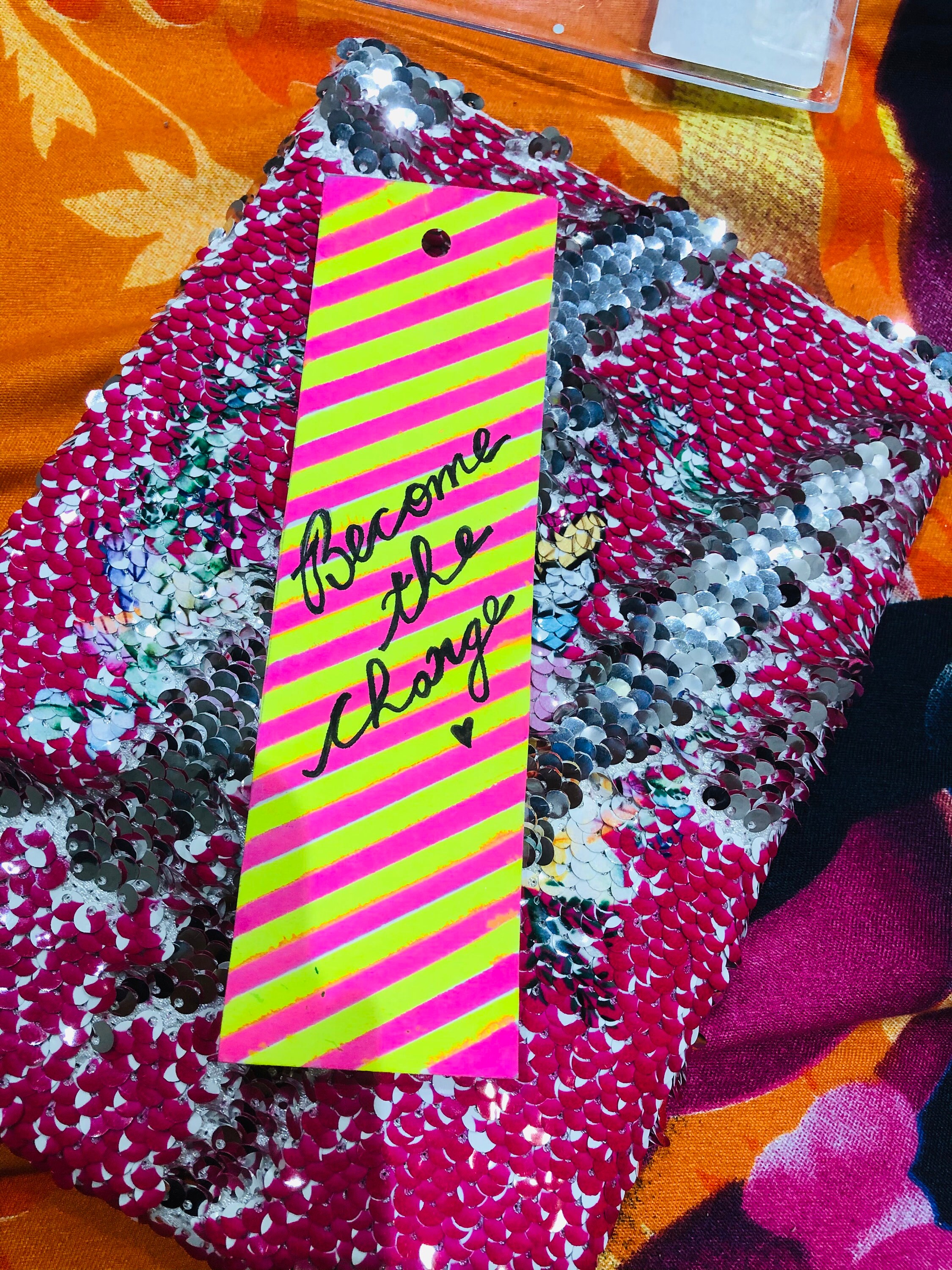 CRAFTILE NEON BOOKMARKS - Etsy