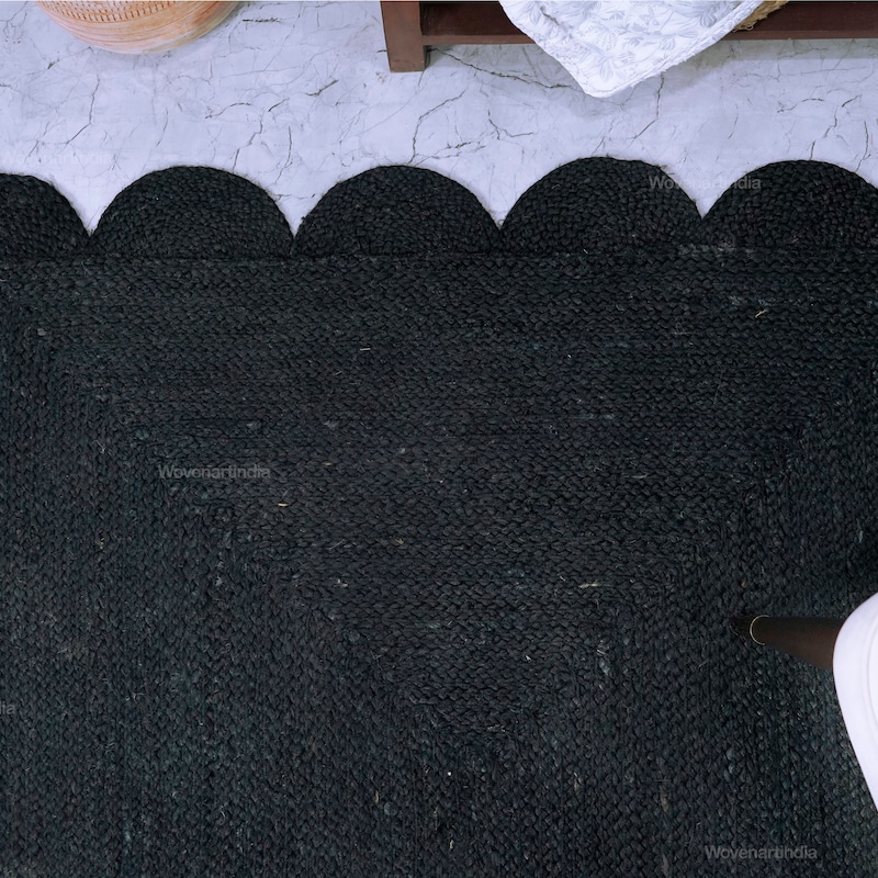 Scalloped Rug - Etsy