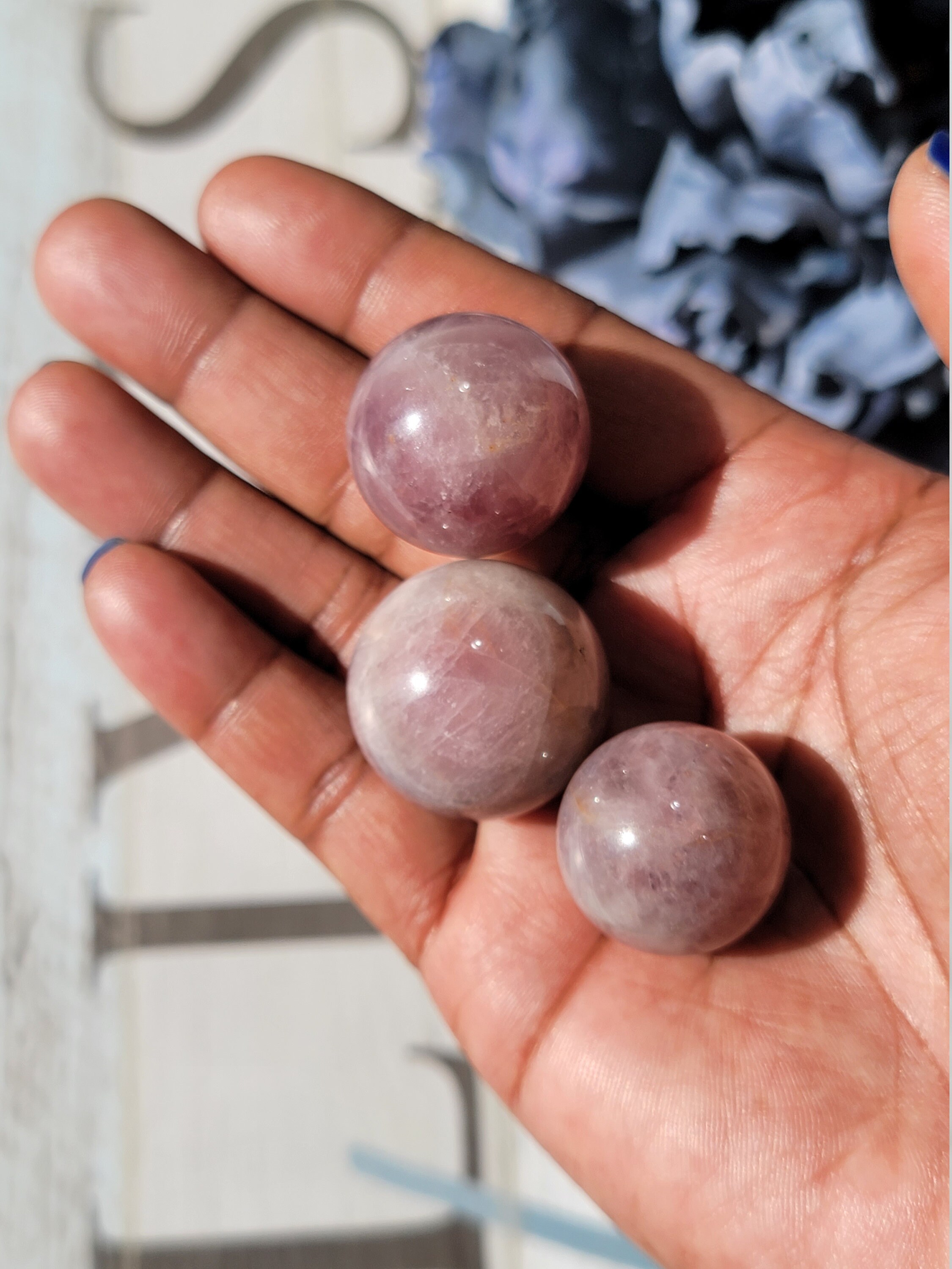 1 (one) Mini Gorgeous Lavender Spheres, Intuitively Chosen (random Pick ...