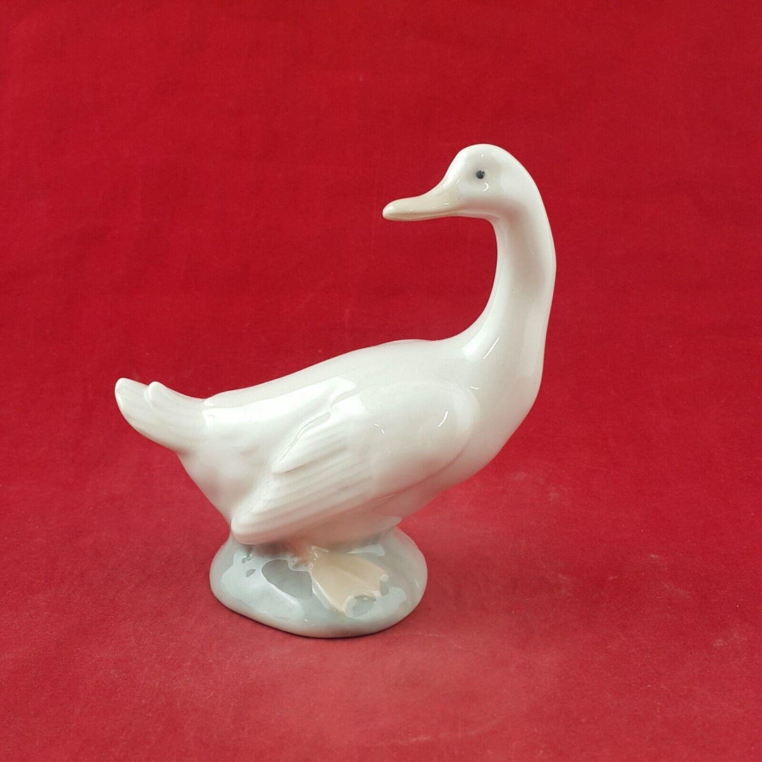 Lladro Nao Figurine Duck Looking Back / Turned Duck 85421 L/N - Etsy