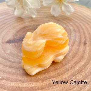 Crystal Quartz Nine-tailed Fox Carvings, Hand Carved Crystal Fox ...