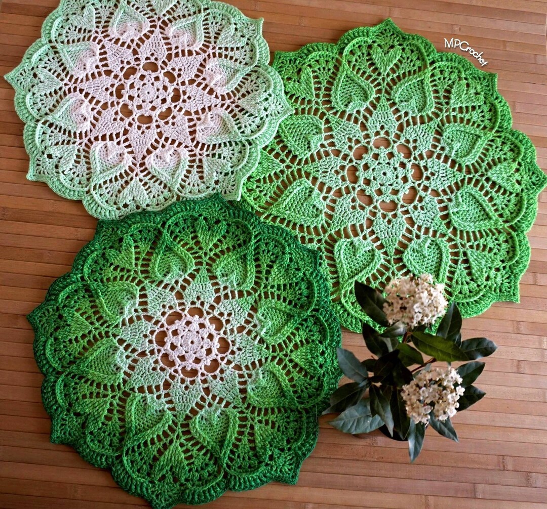 Emerald Green Decor Doilies Trio With Delicate Gradient Effect Doilies ...