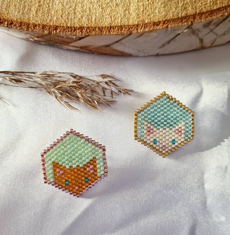 Badge en perles tissé Petit Chat Fait Main plusieurs couleurs - Etsy France