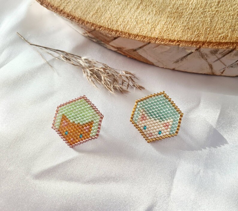 Badge en perles tissé Petit Chat Fait Main plusieurs couleurs - Etsy France