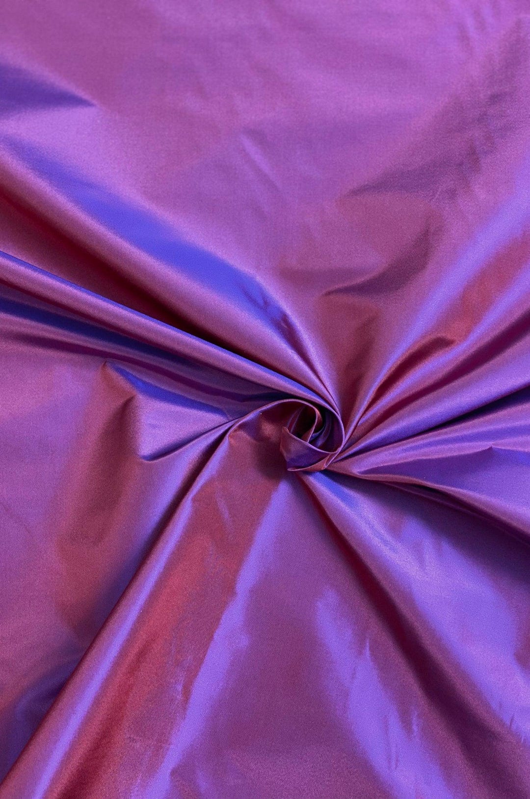 Persian Red Taffeta Silk Fabric - Etsy
