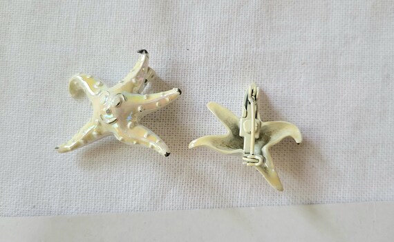 Set of Enameled Starfish Pins, Mother of Pearl, Vinta… - Gem