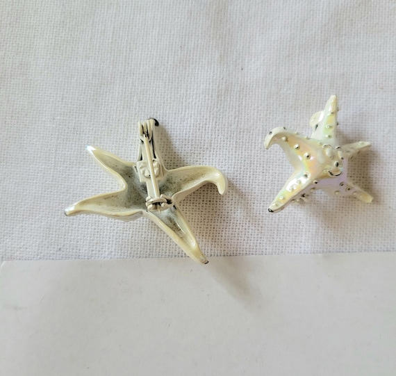 Set of Enameled Starfish Pins, Mother of Pearl, Vinta… - Gem