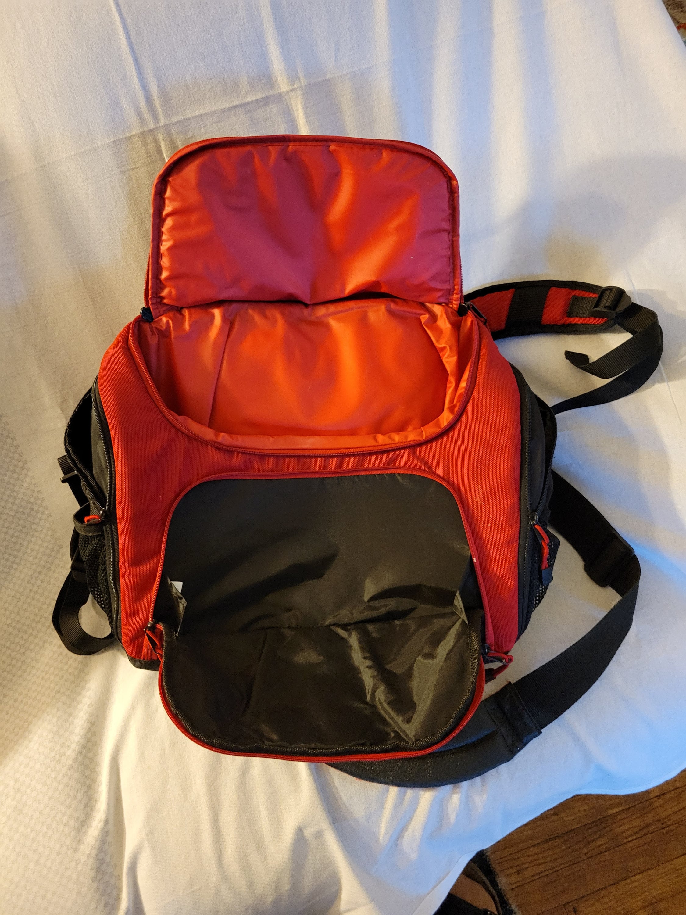 Marlboro Red Backpack Cooler, Hiker Pack, Cooler With Plug, 2004, Eat ...