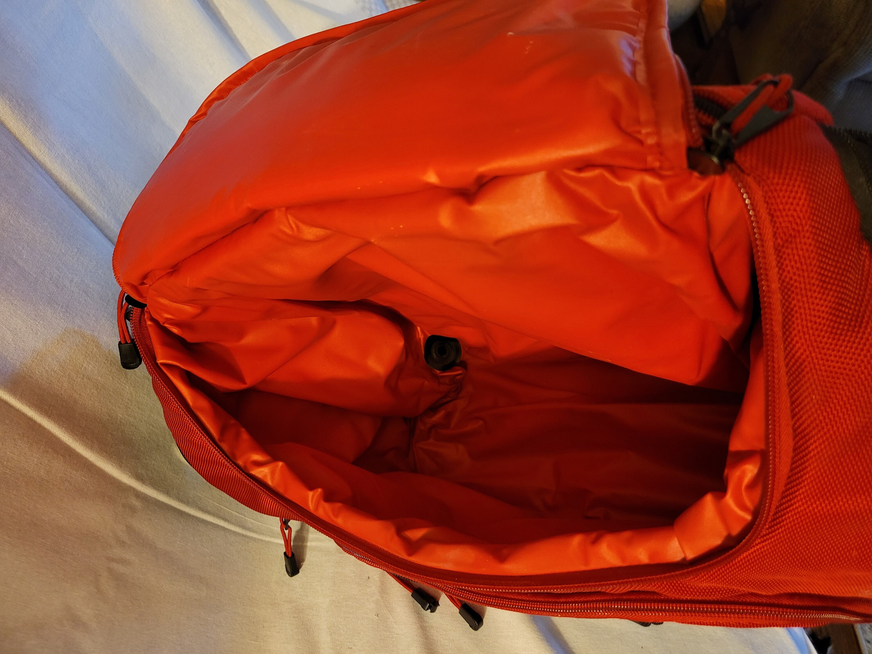 Marlboro Red Backpack Cooler, Hiker Pack, Cooler With Plug, 2004, Eat ...