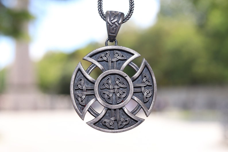 925K Silver Slavic Aryan Equilateral Cross in A Circle 3D - Etsy