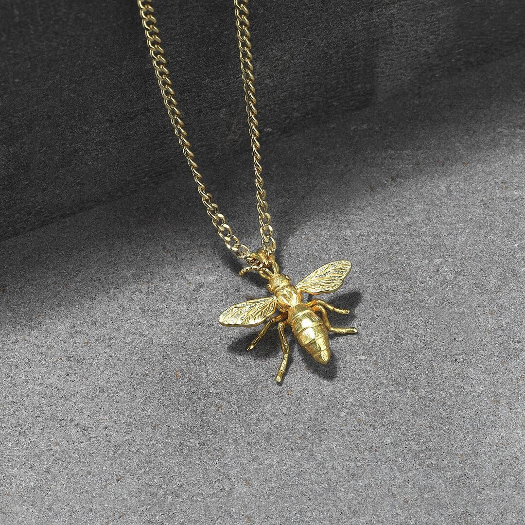 10K 14K 18K Gold Wild Bee Pendant, Wild Animal Necklace, Handmade ...