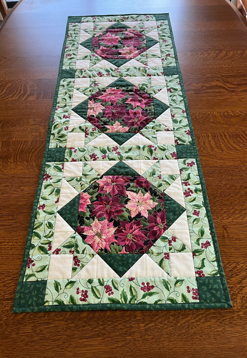 Mint and Poinsettia Quilted Table Runner - Etsy