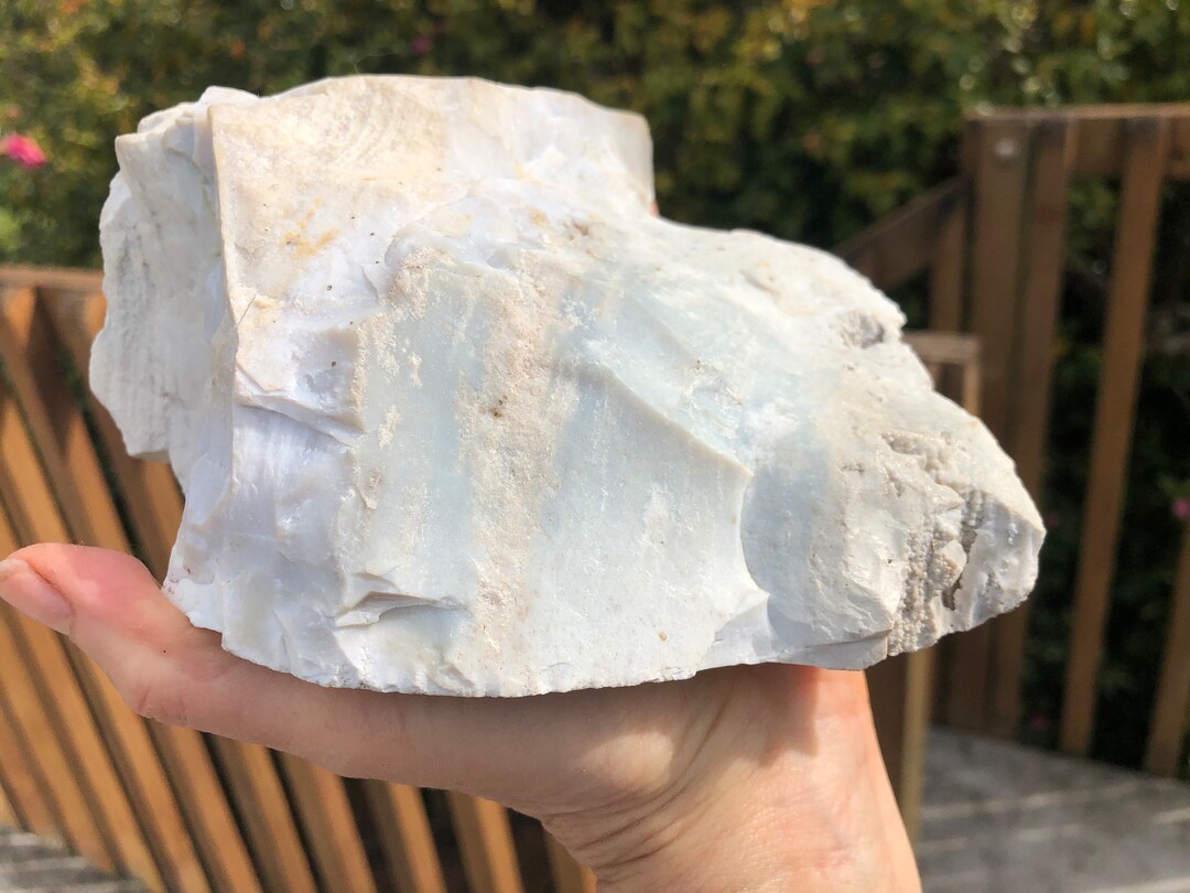 1.5 KG Unusual White CHERT Blue/grey Layers New Zealand Lemuria ...