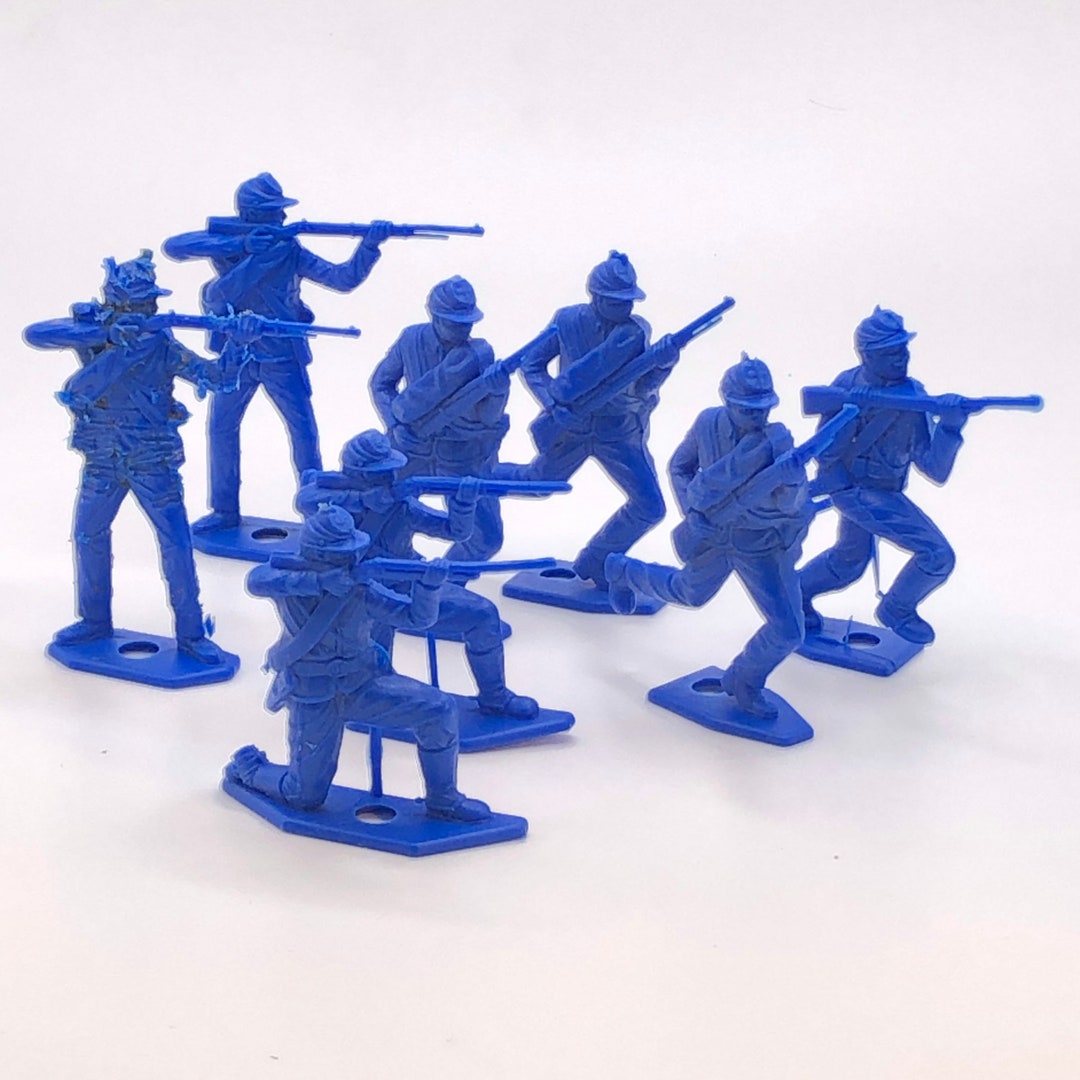 Vintage MPC Toy Soldiers 8 Pieces Blue Plastic Army Cavalry 1:32 Scale ...