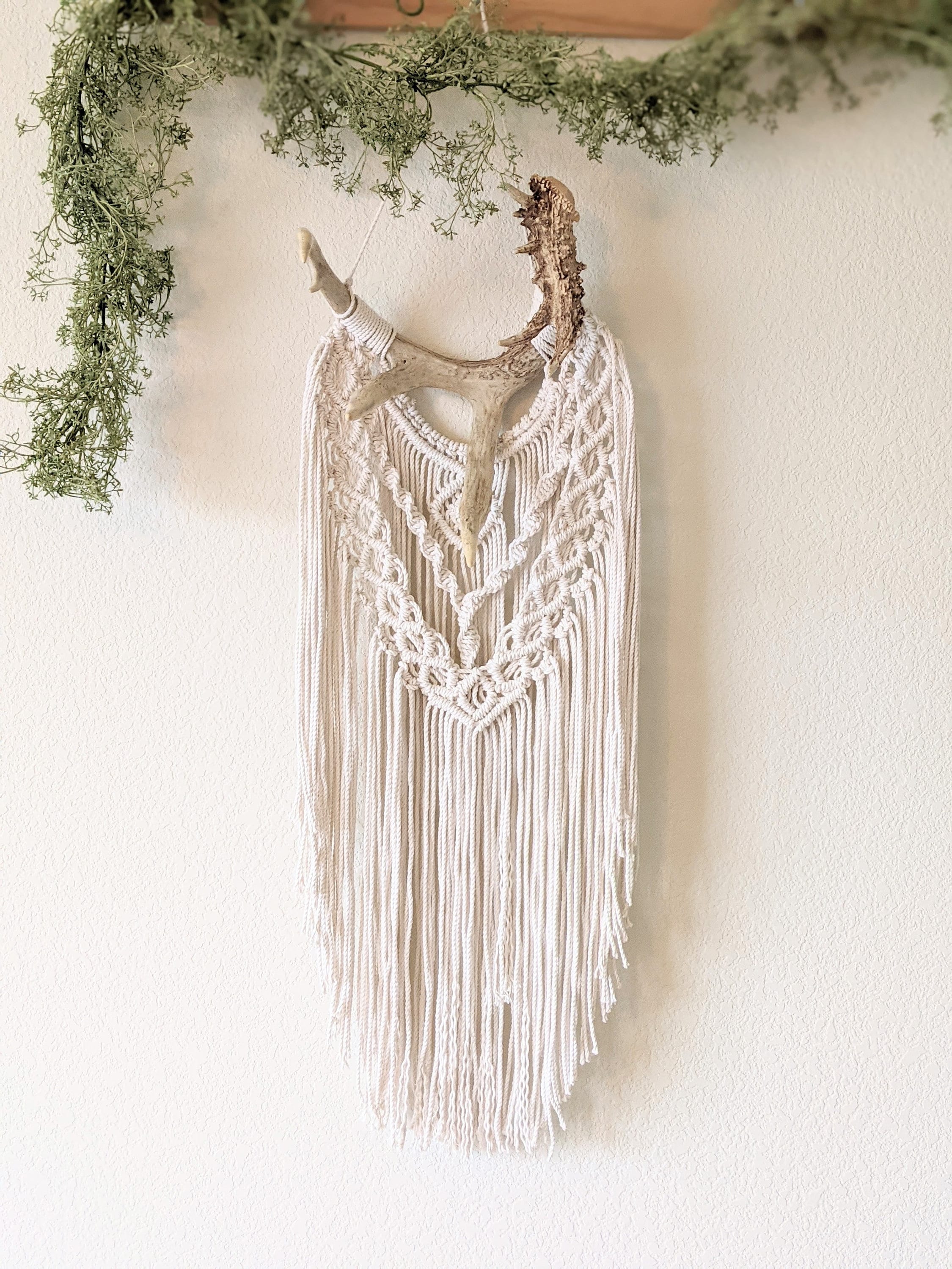 Deer Antler Macrame Wall Hanging - Etsy UK