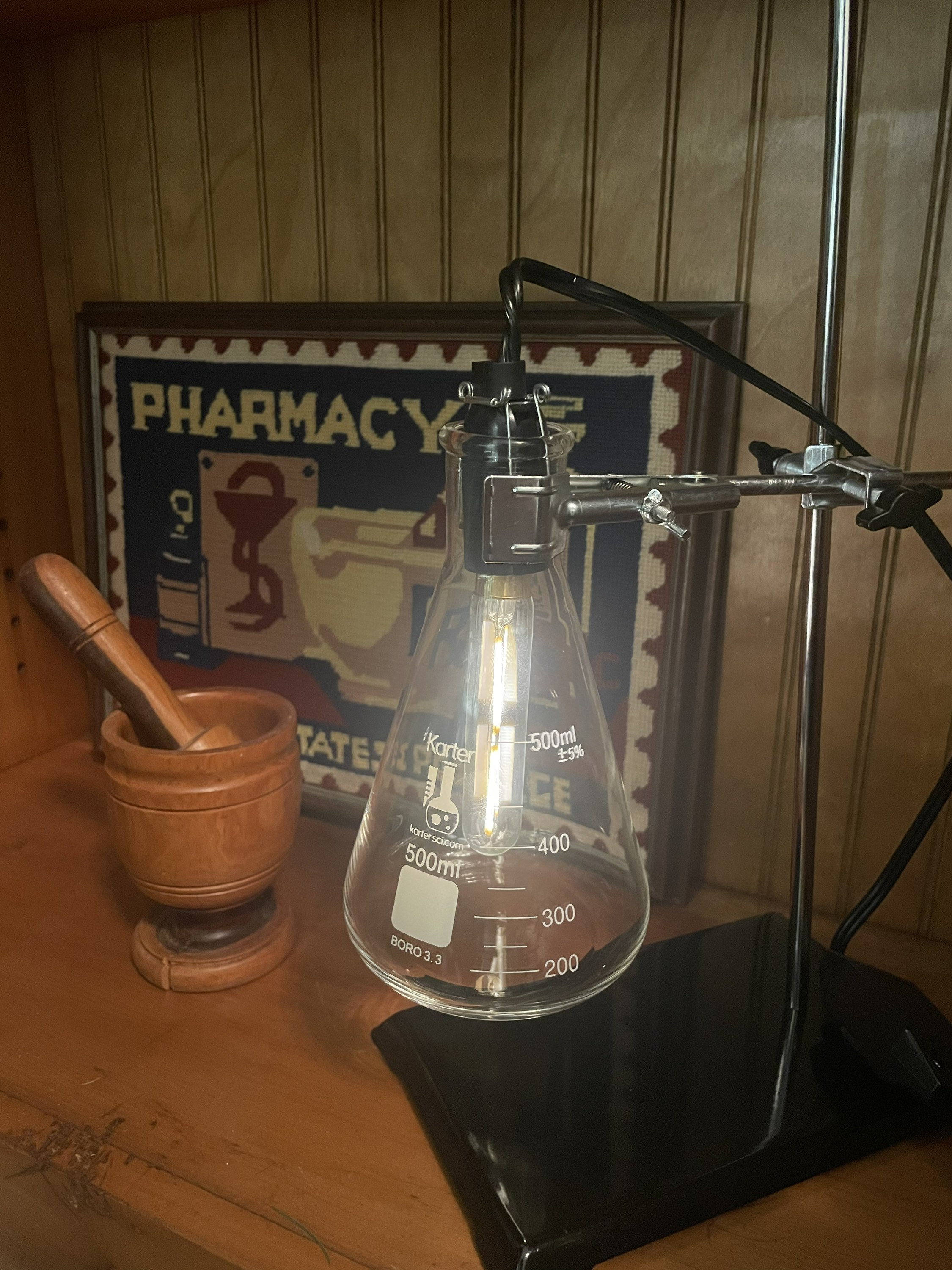 Chemistry Beaker Lamp/ Laboratory Lamp/ Chemistry Teacher - Etsy