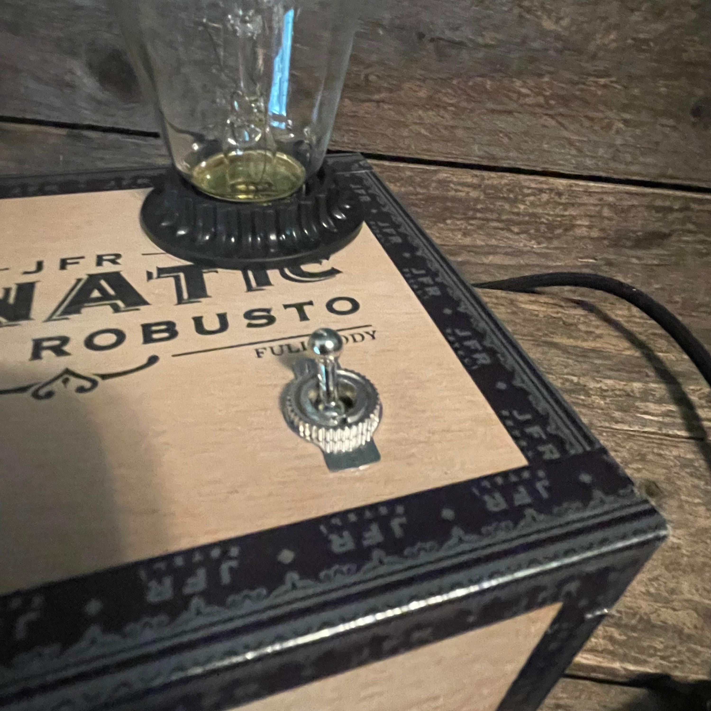 Cigar Box Lamp/ Edison Bulb Included / Table Lamp Cigar Box/ Fathers ...