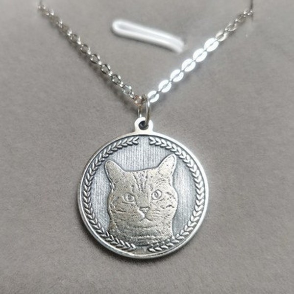 Embossed Necklace - Etsy