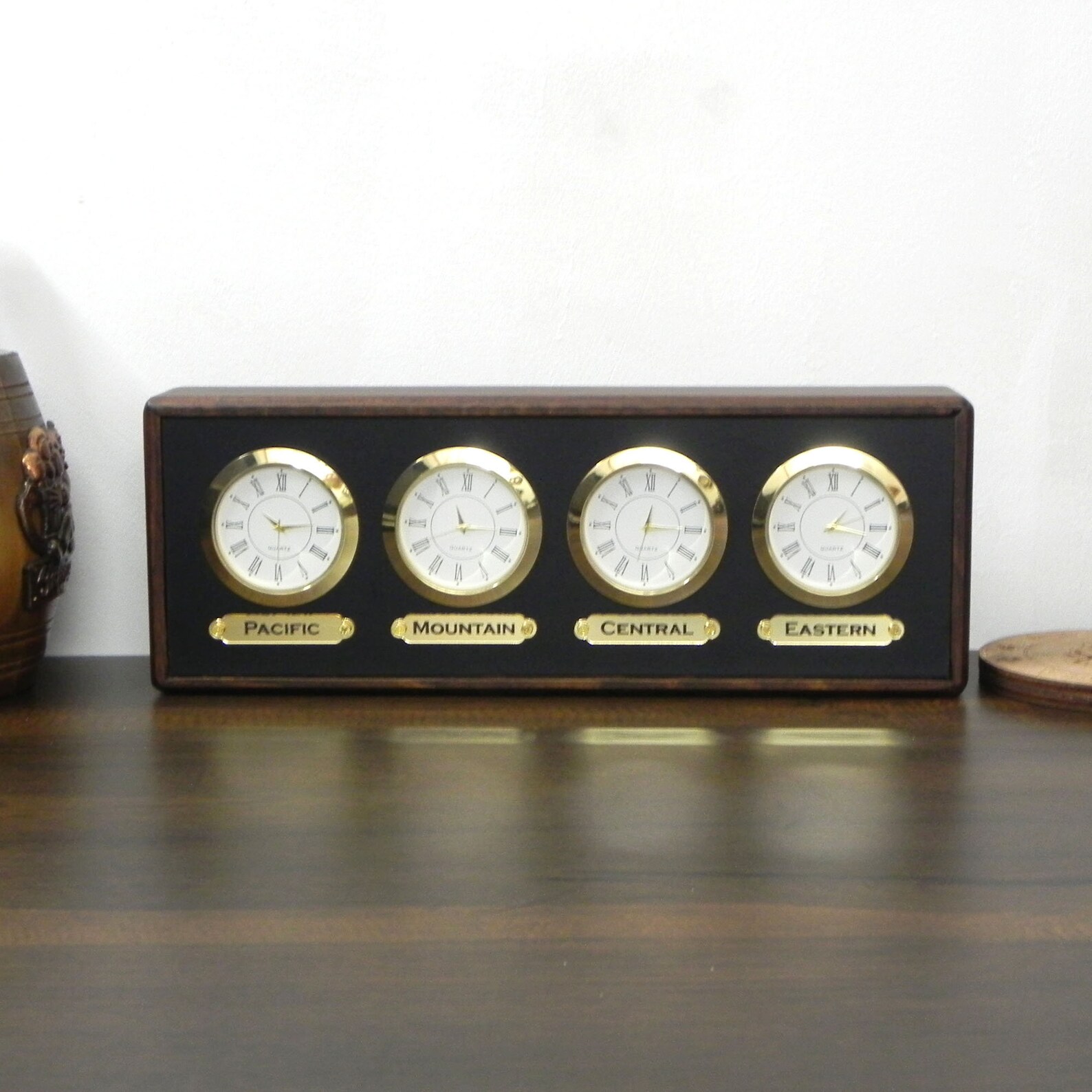 Time Zone Clock. 4 Customizable Zones. Optional Zone Labels. Personal ...