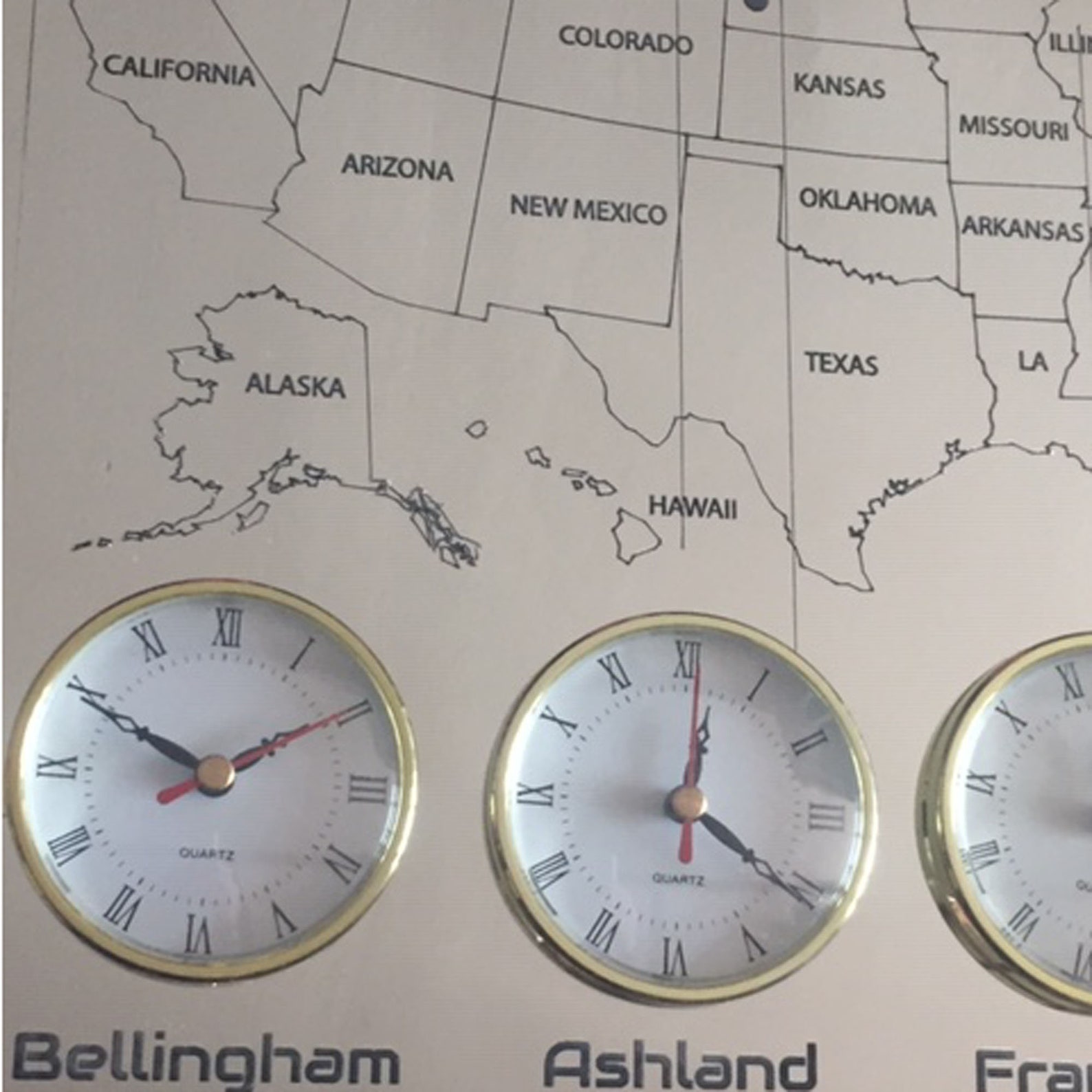 4 Zone Wall Clock With America Multi Zone Map. Maps and City Names Are ...