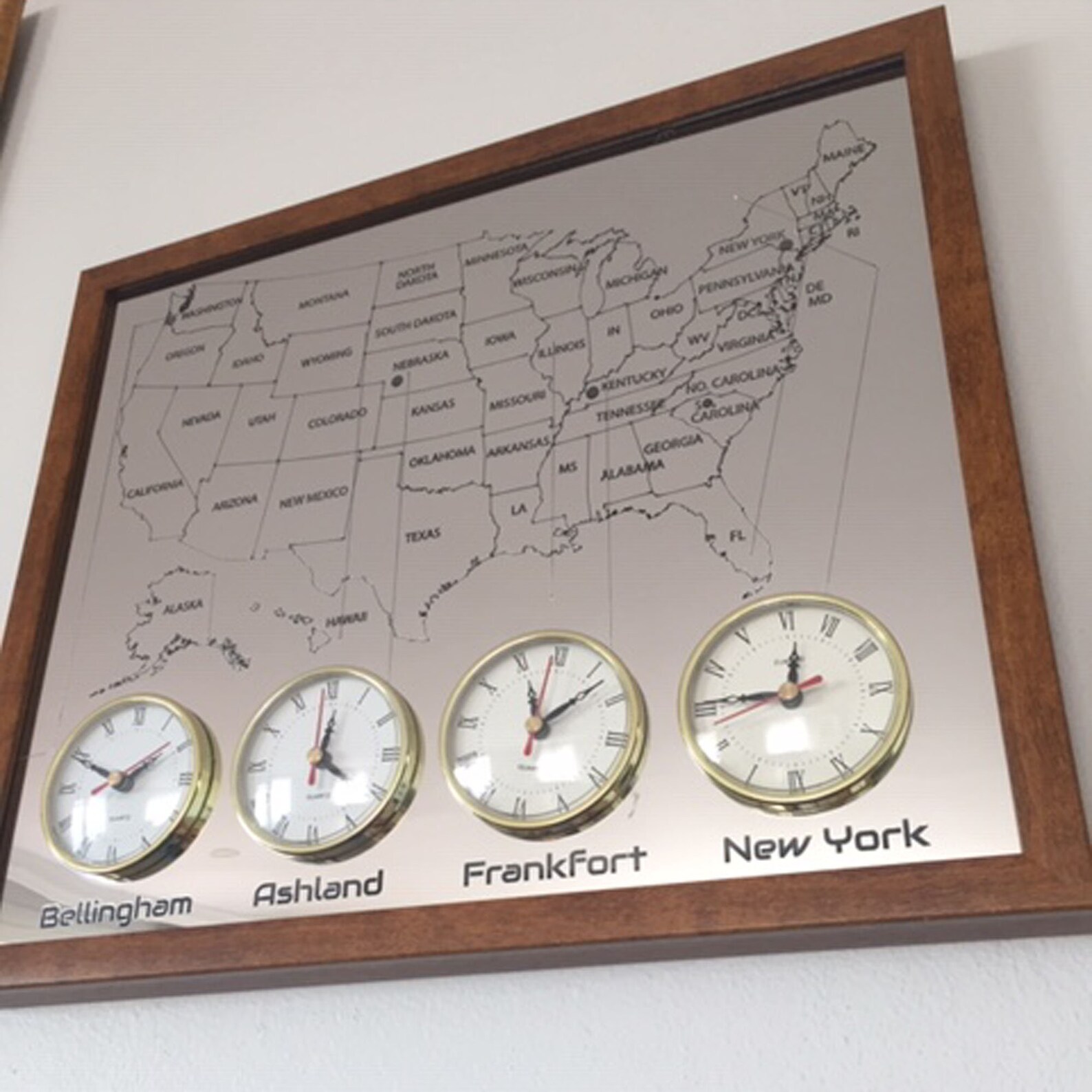 4 Zone Wall Clock With America Multi Zone Map. Maps and City - Etsy