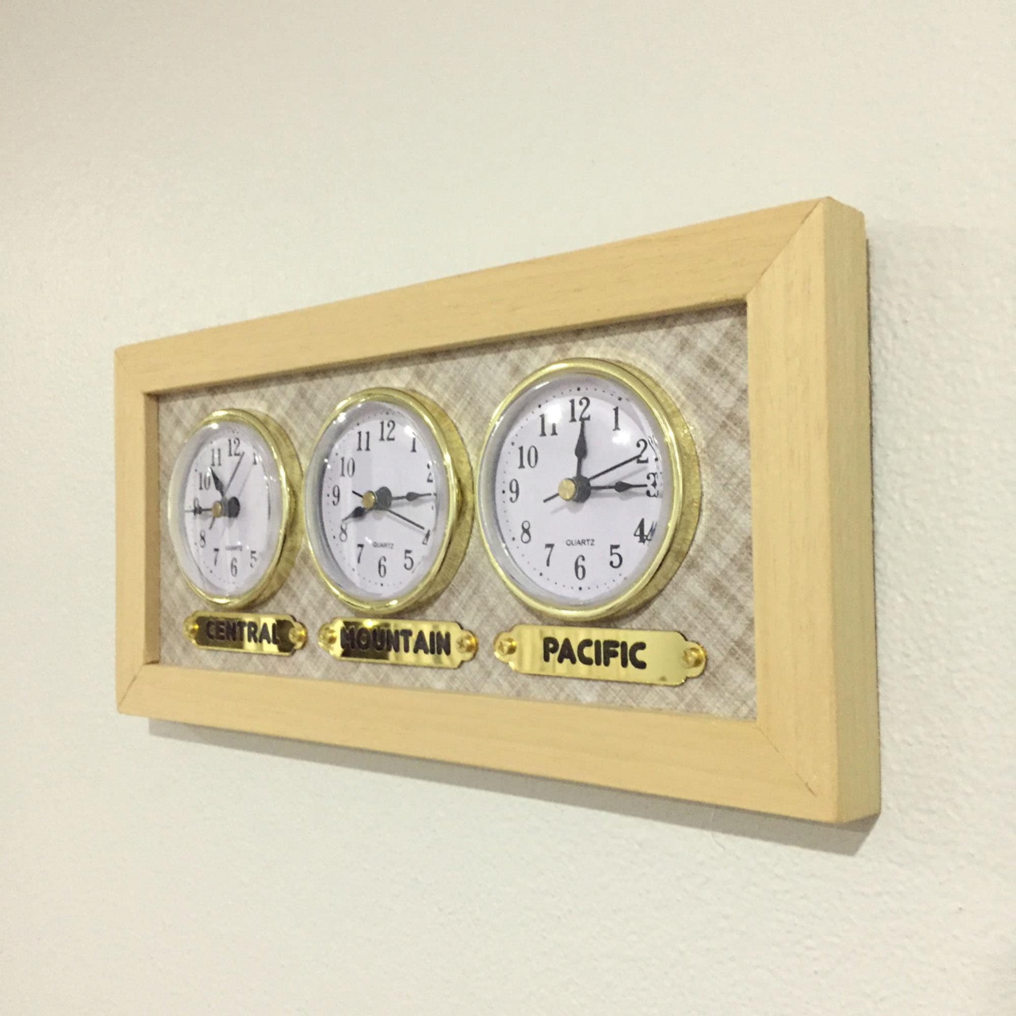 3 Customizable Zones. Time Zone Clock. Optional Zone Labels. Personal ...