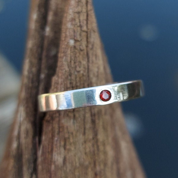 Flush Set Ring - Etsy