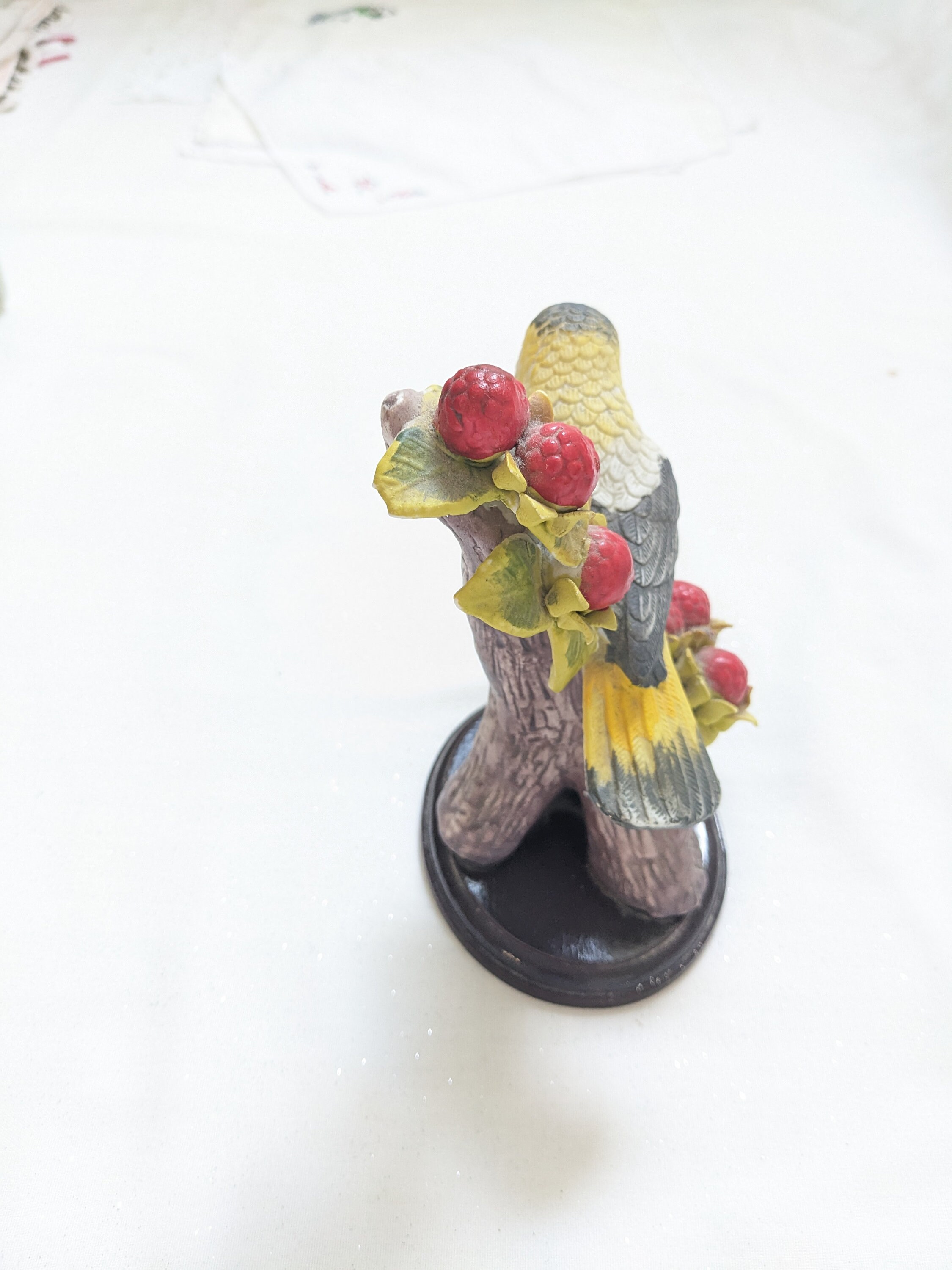 Folk Art 3D Handcraft Ceramic Bird Figurine Pedestal Goldfinch Sitting ...
