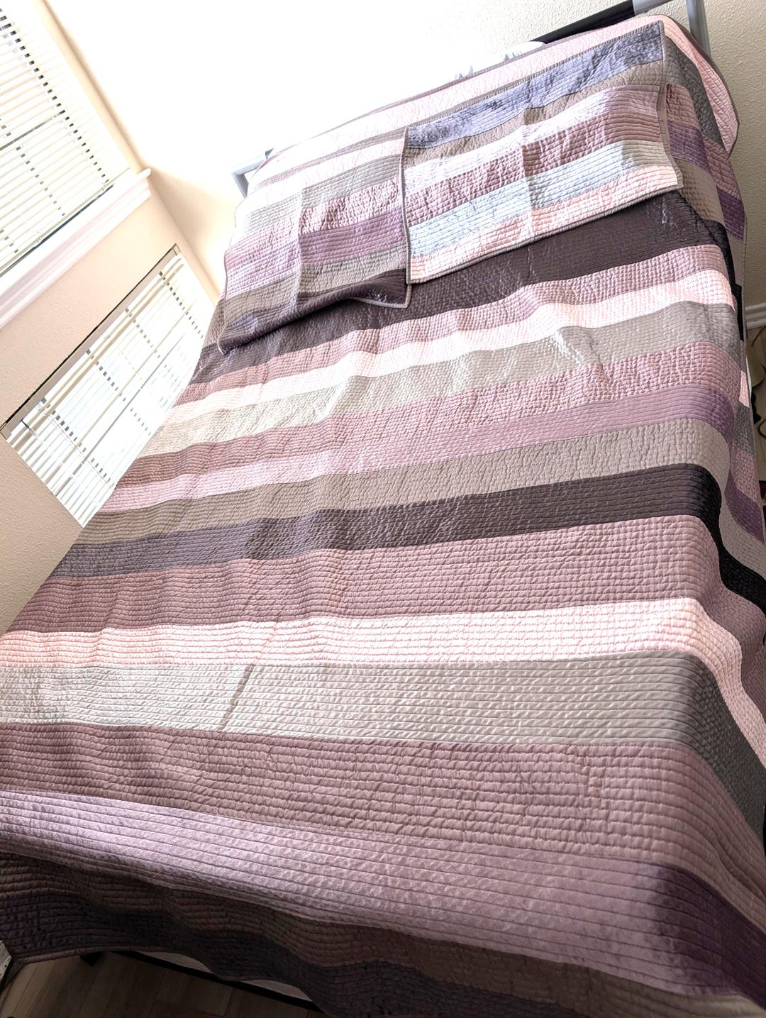 Living Colors Queen Size Horizontal Stripes Quilt 2shams Set Cotton ...