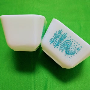 Pyrex Butterprint Dish Set: Turquoise Blue Rooster, 1.5 Cup (no Lids ...