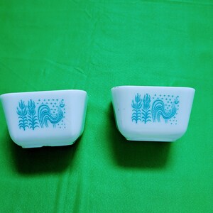 Pyrex Butterprint Dish Set: Turquoise Blue Rooster, 1.5 Cup (no Lids ...