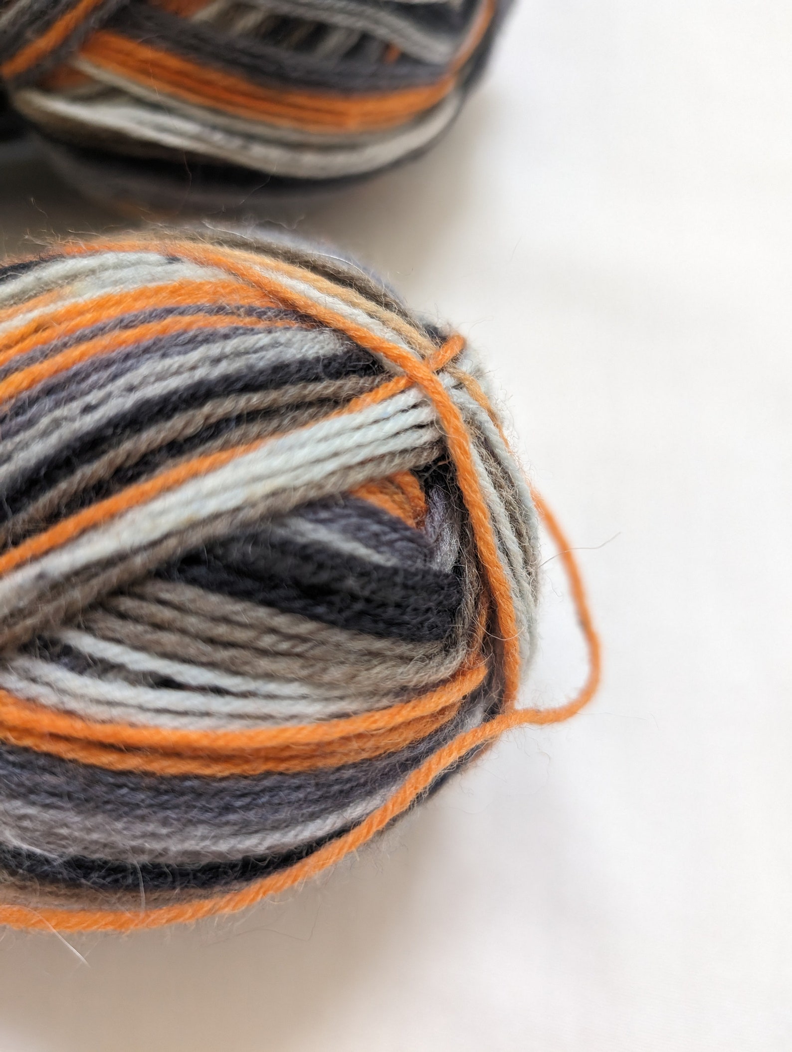 Yarn Craft Prose Wisdom Yarns Foxy Neutral Autumn Rainbow Col 3.5oz ...