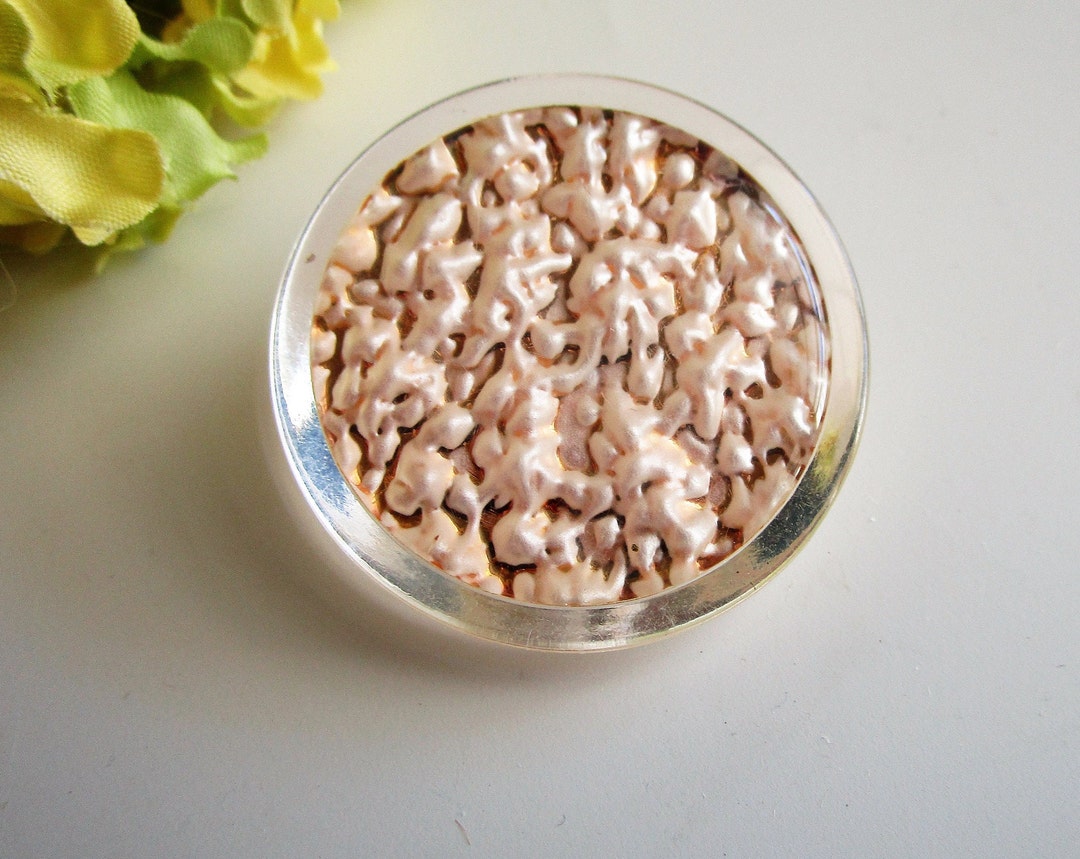 Mid Century Lucite Popcorn Button: Gold Tone, 1.5" - Etsy