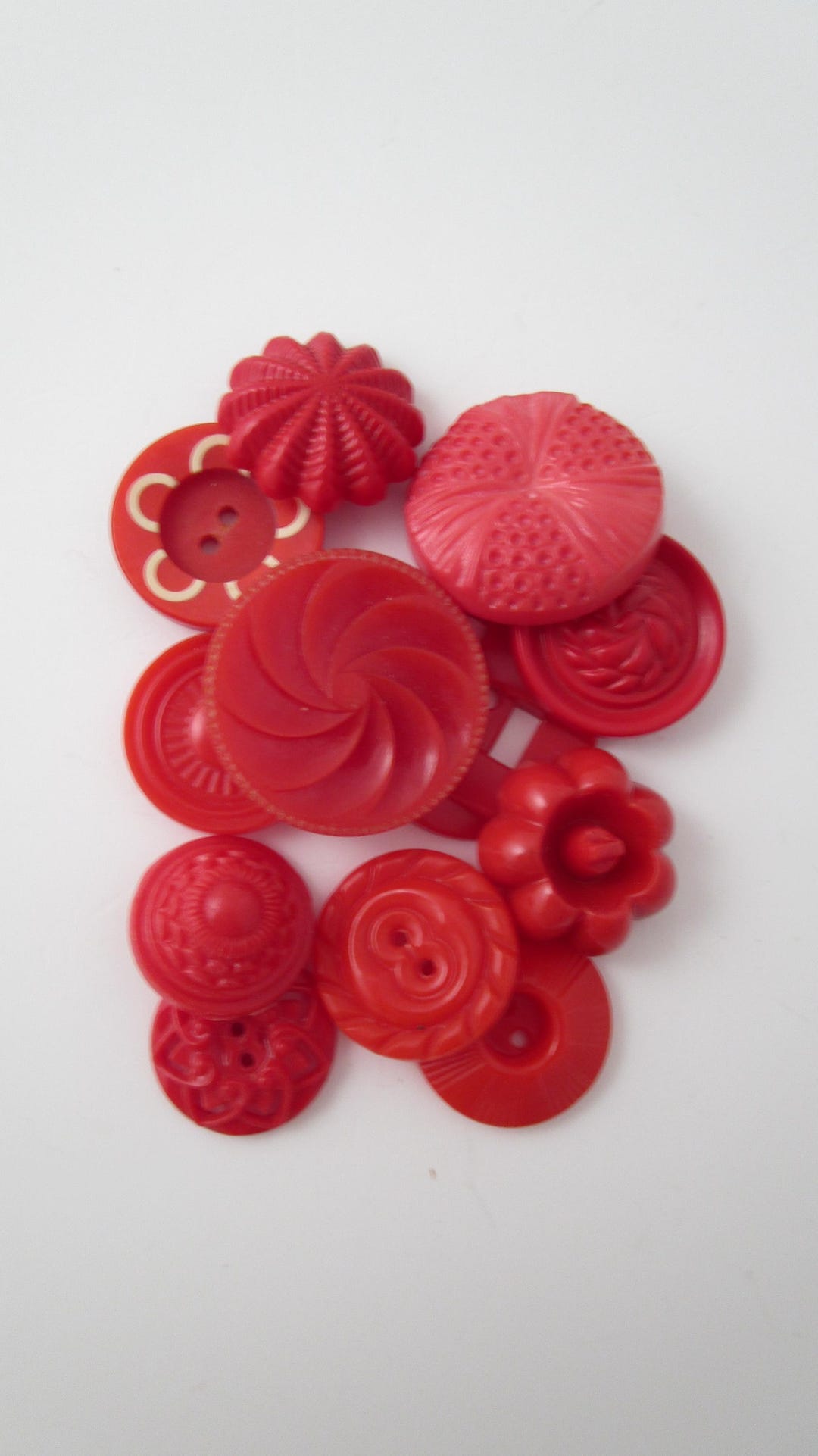 Vintage Red Plastic Buttons - Cottage Core Sewing, Crafts Lot - Etsy