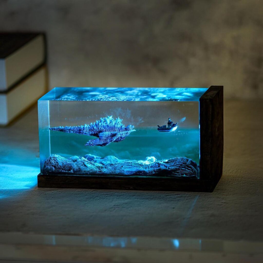 Cuboid Swimming Godzilla Monster Night Light, Kaiju Movie Resin Art ...