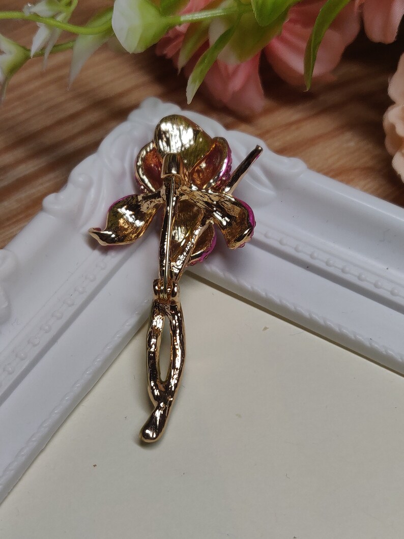 Iris Brooch Lapel Pin Flower Brooch Scharf Pin Gift for Mom - Etsy